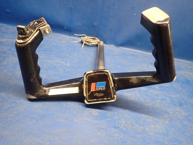 Piper 79276-00 Wheel - Control Yoke LH (Left & Right Grip Cored) (1 1/8 ...